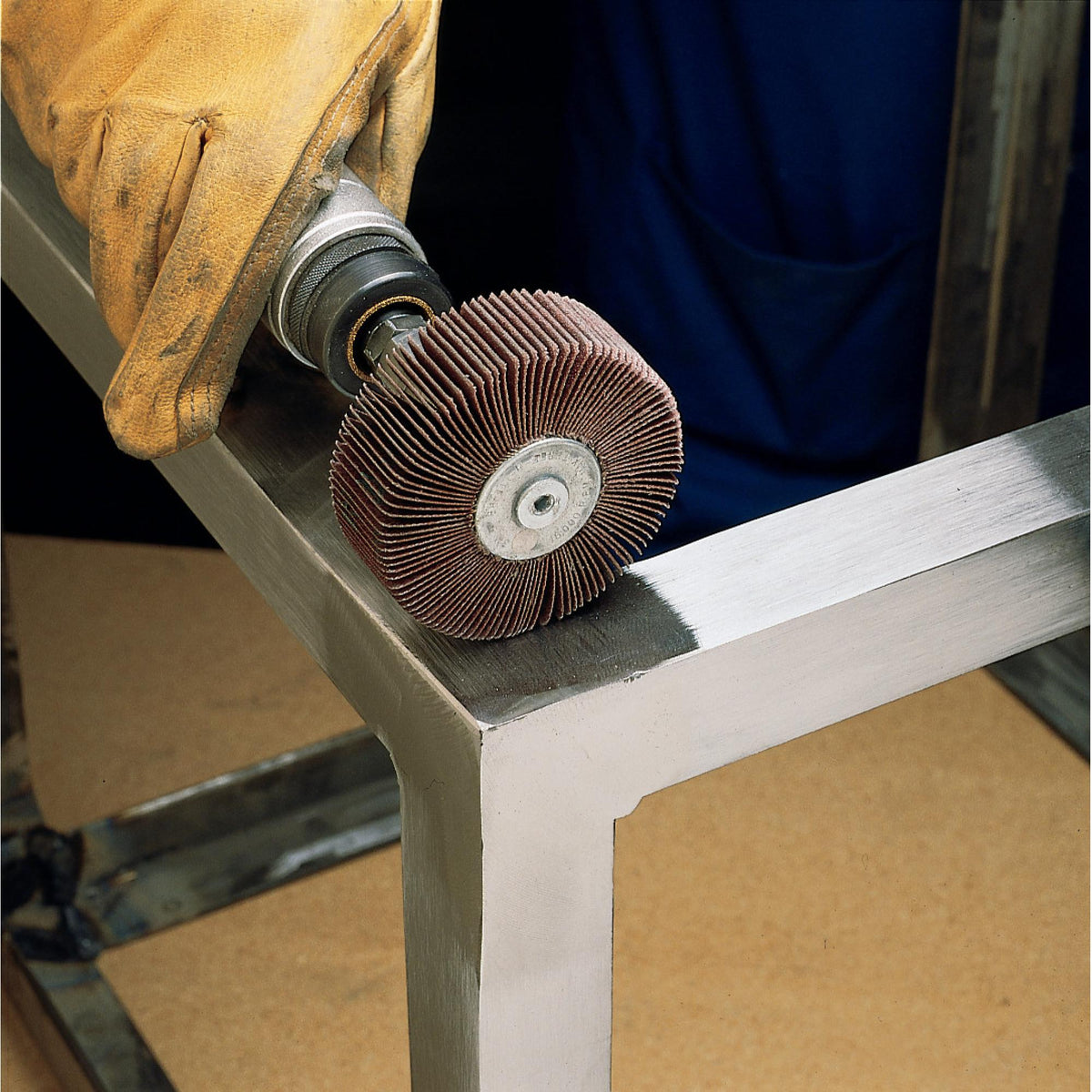 3M Flap Wheel 747D, 60 X-weight, Type 84, 3 in x 1 in x 1/4 in-20 Exte ...