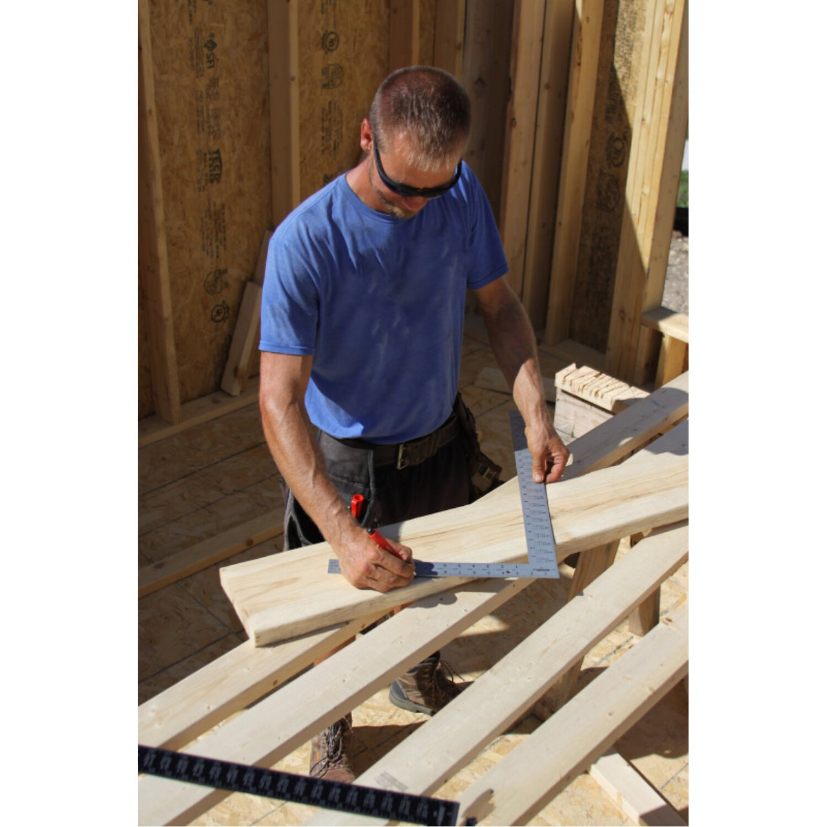 Johnson CS9 16" x 24" Steel Framing Square – Haus of Tools