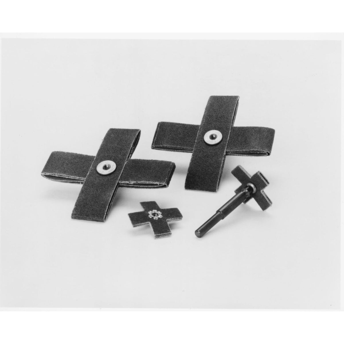Standard Abrasives A/O Cross Pad 724961, 8 PLY, 4 in x 4 in x 1 in, 1 ...